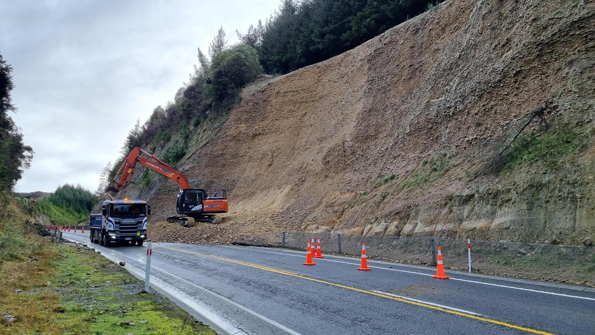 More than 60 road closures remain | Top South Now