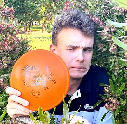 No-one has a rough day at disc golf