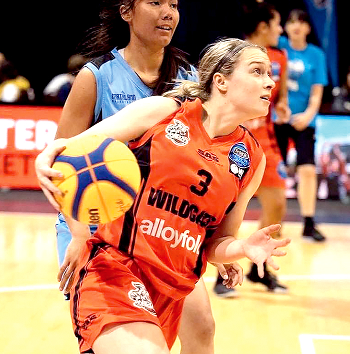 Strong rep sides heading off to pick up the Apples