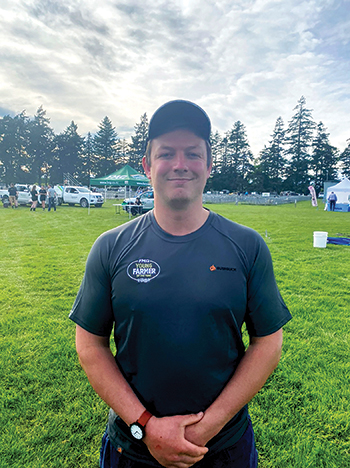 Young Farmer contestant giving back to community