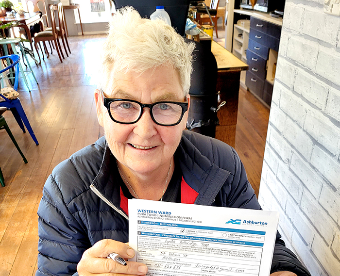 Topp aims to be new voice on council