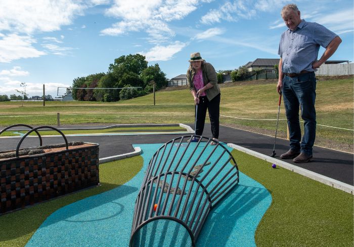 Ashburton’s new mini golf scores big, so did the mayor